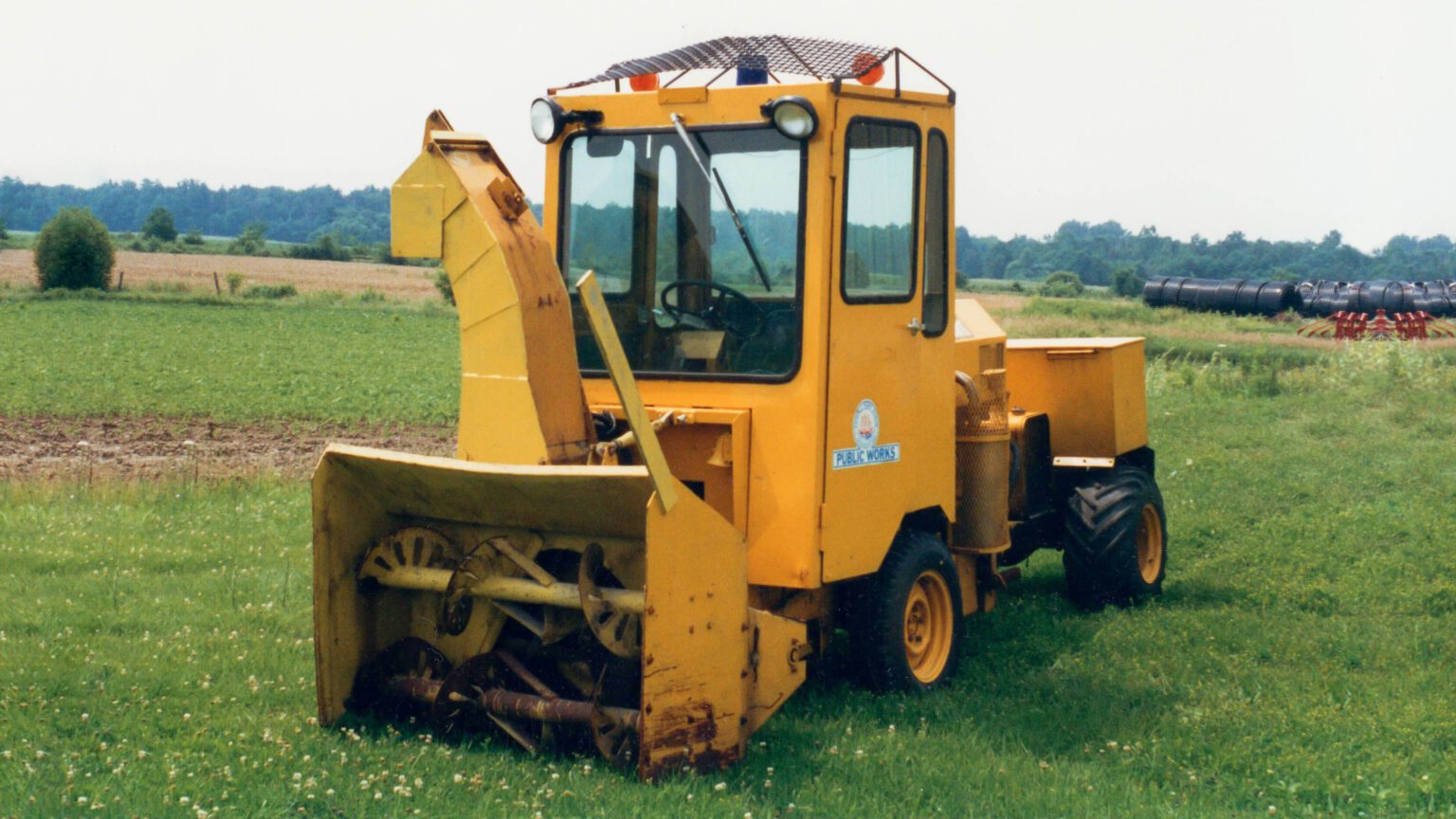 History - Trackless Vehicles