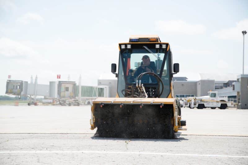 MT6 - Trackless Vehicles